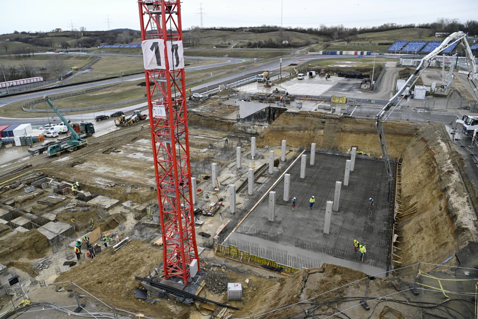 Kilenc toronydaru dolgozik a Hungaroring megújításán - MIZU MISKOLC